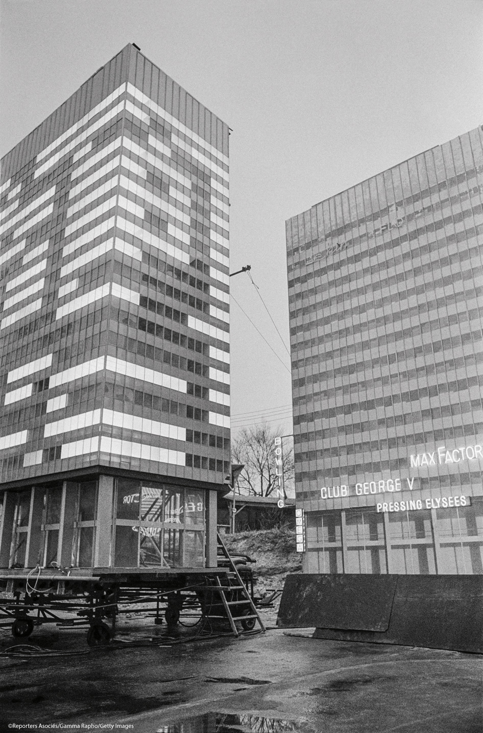 Sur les pas de Tati... | Écoute Online